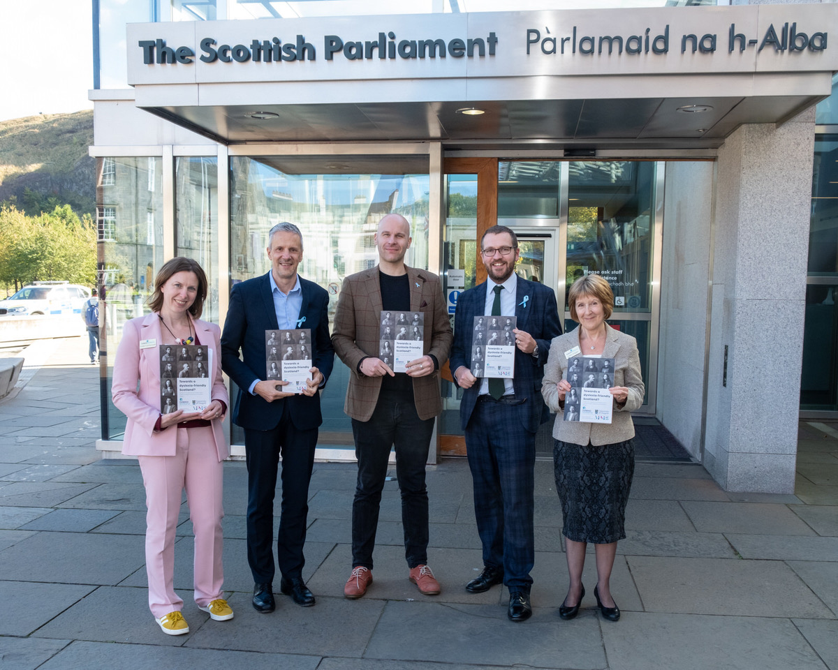 New report highlights need for early identification of dyslexia ...